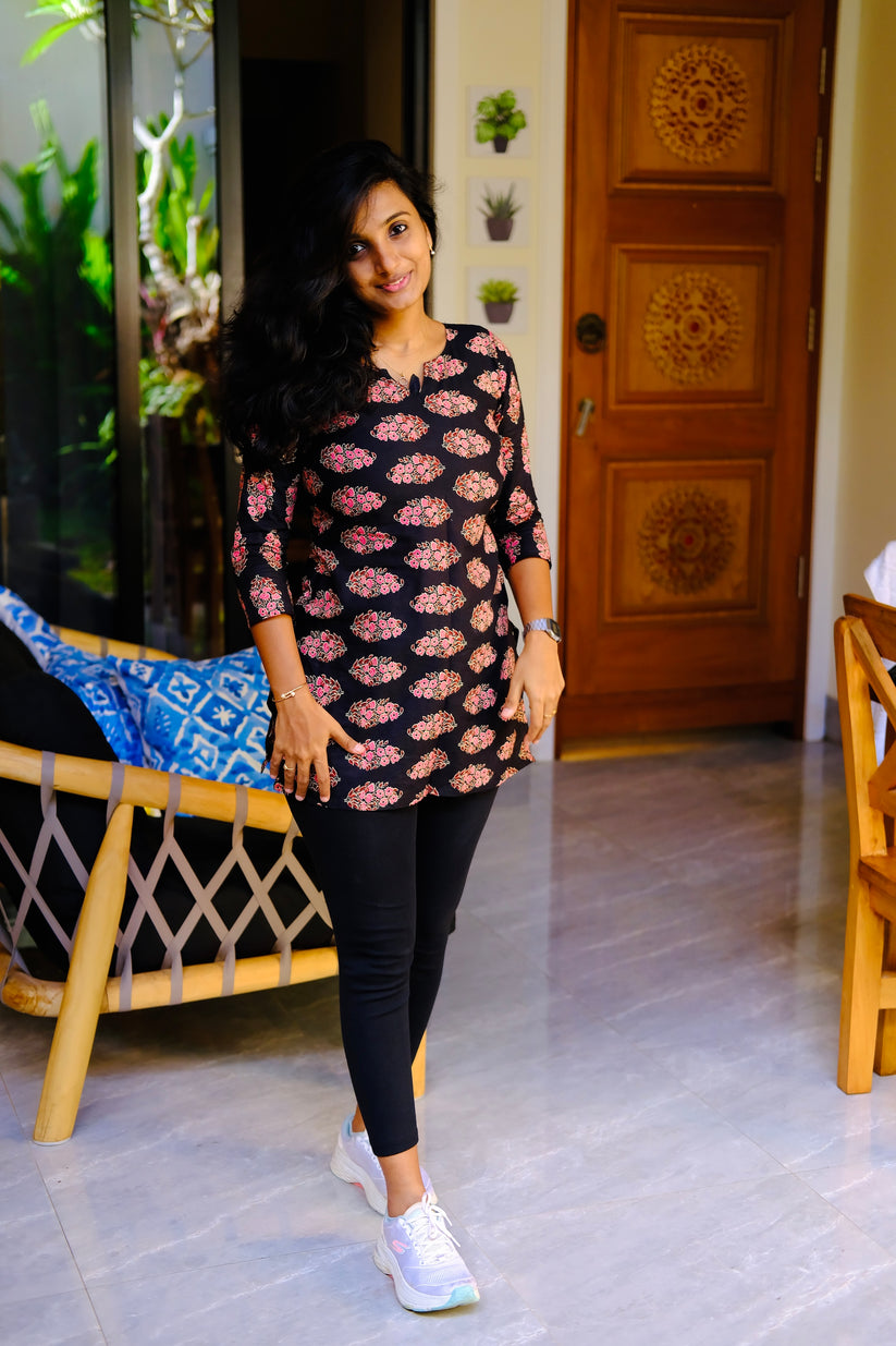 Meena - Black Short Top – Pleated Up